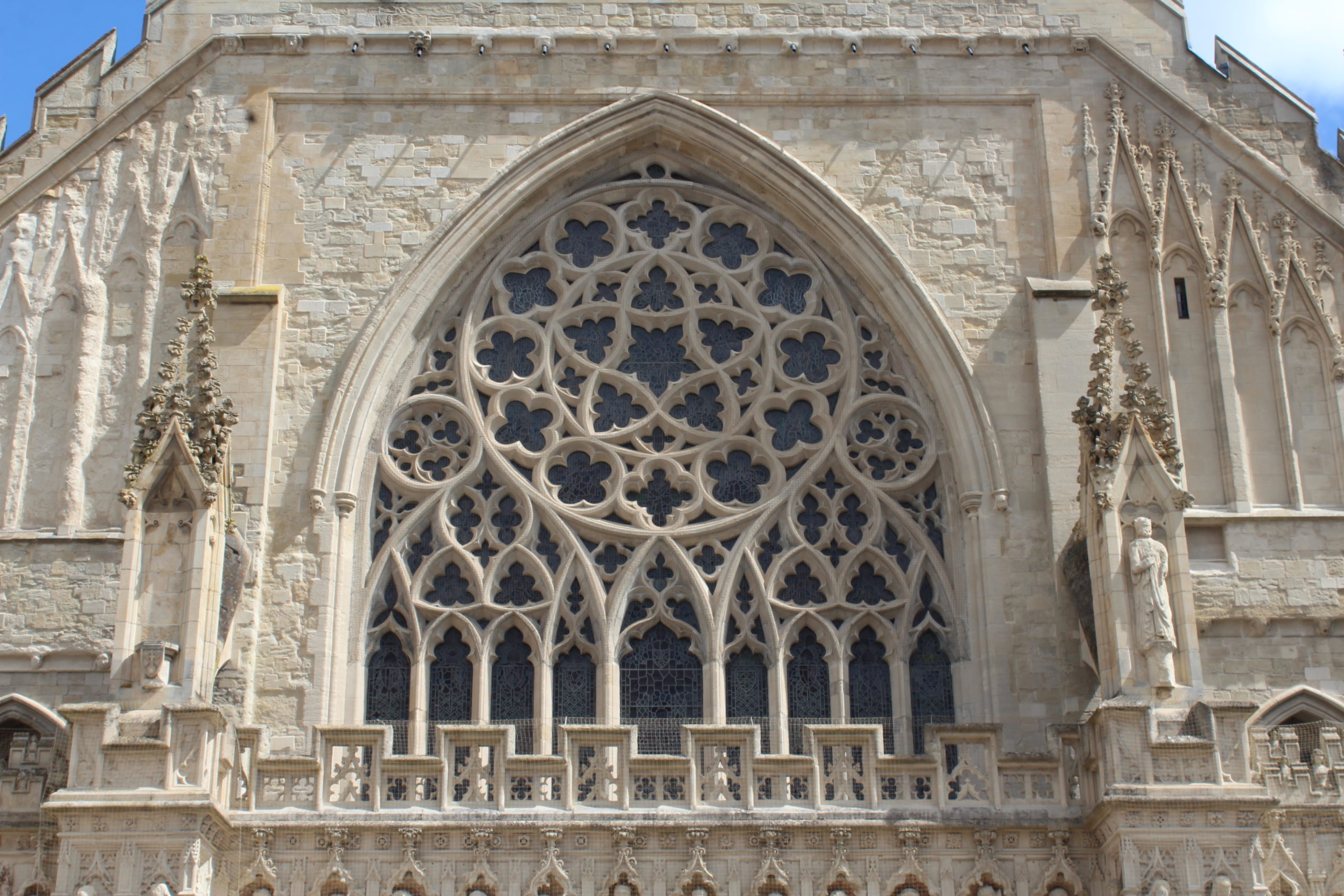 Mediaeval Stonemasons: From Quarry to Cathedral - Triskele Heritage